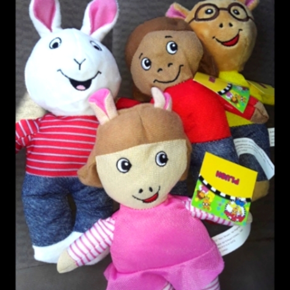 PBS | Toys | Pbs Arthur Characters Plush Set | Poshmark